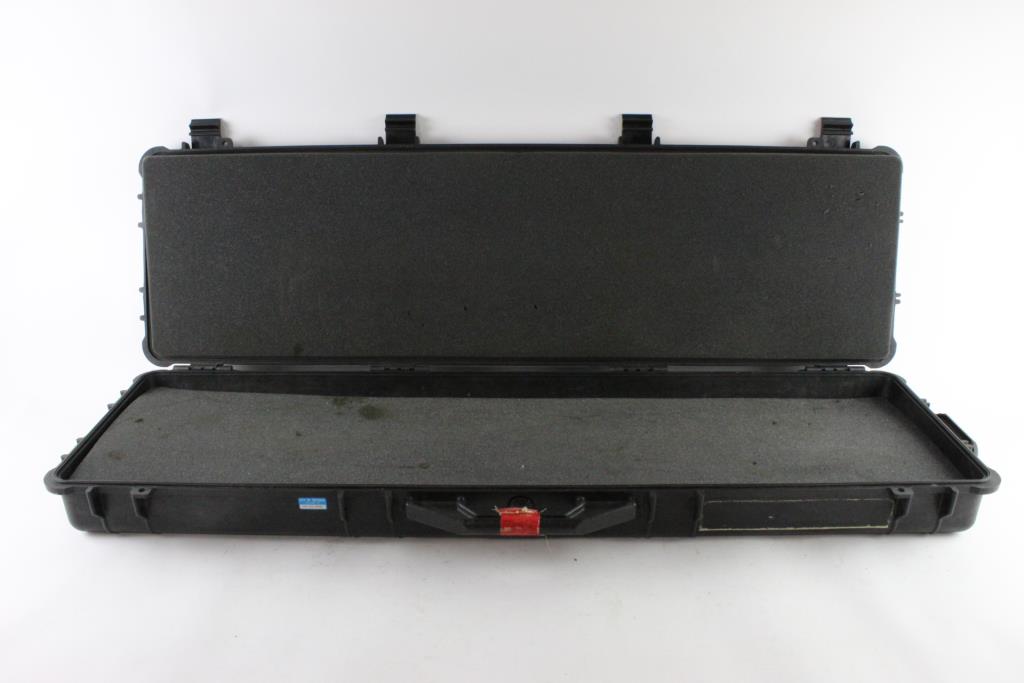 Pelican Hard Rifle Case | Property Room