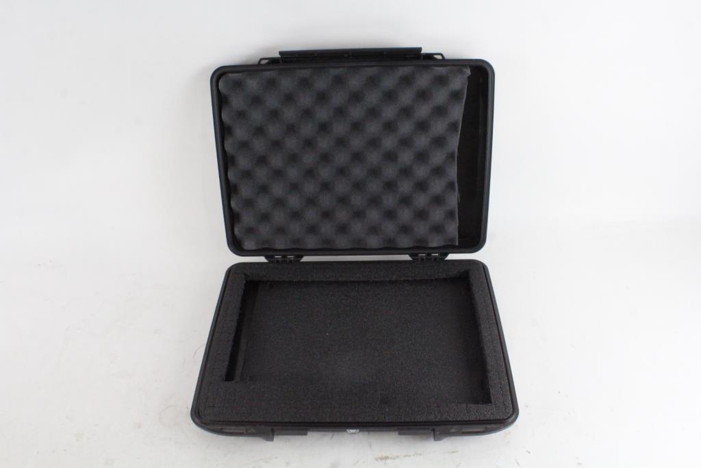 Pelican Hardback Laptop Case | Property Room