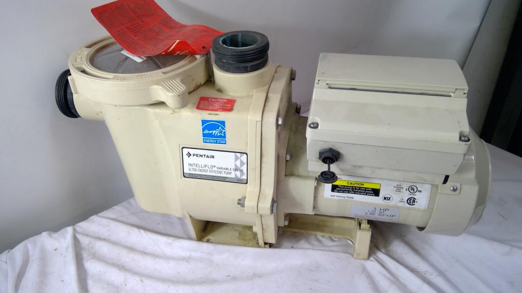 Pentair Ultra Energy Efficient Pump | Property Room Pentair Ultra Energy Efficient Pump | Property Room