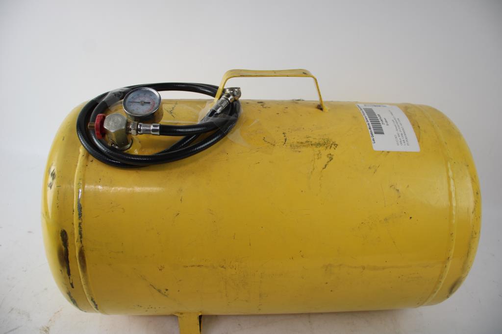 Performance Tool 125 PSI Air Tank | Property Room