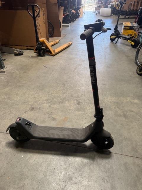 Phantom GoGo Electric Push Scooter | Property Room