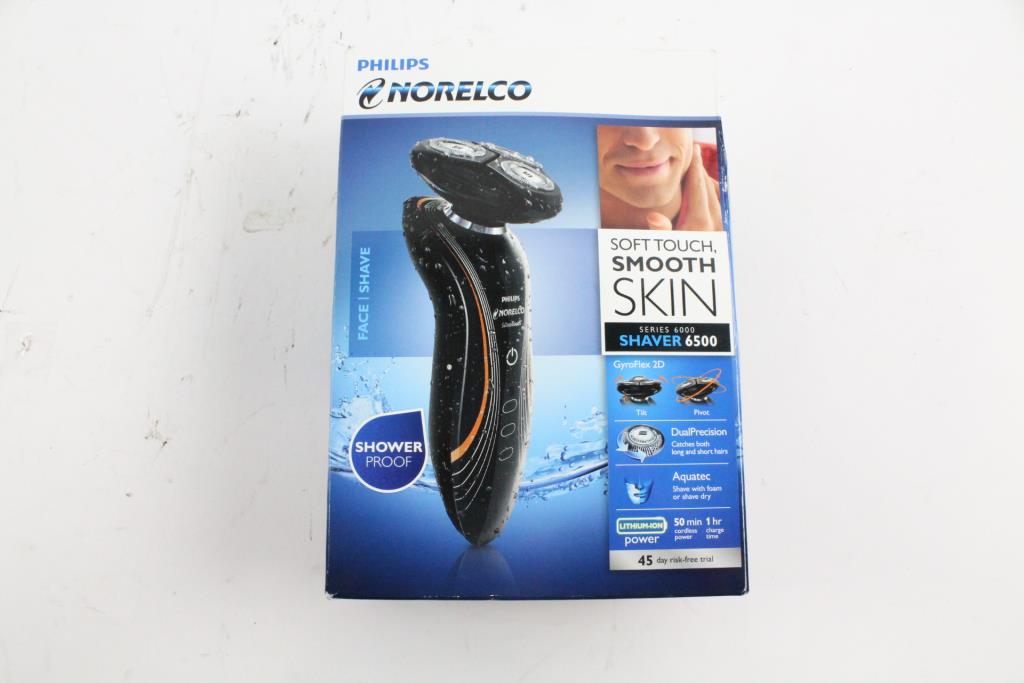 Philips Electric Razor | Property Room