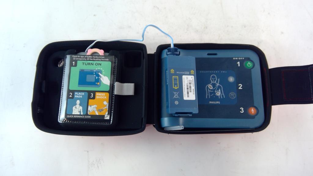 Philips Heartstart Defibrillator | Property Room