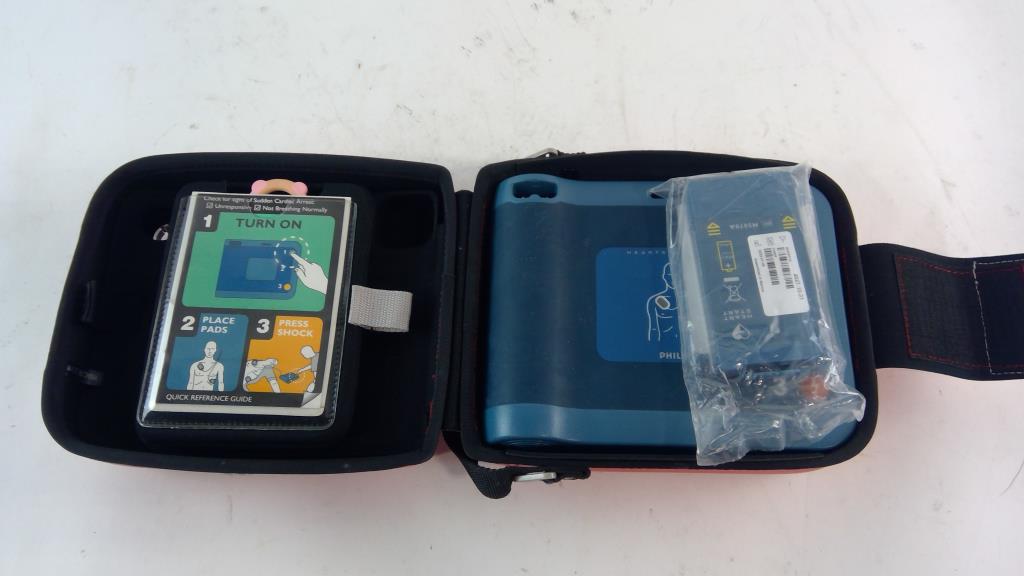 Philips Heartstart Defibrillator | Property Room