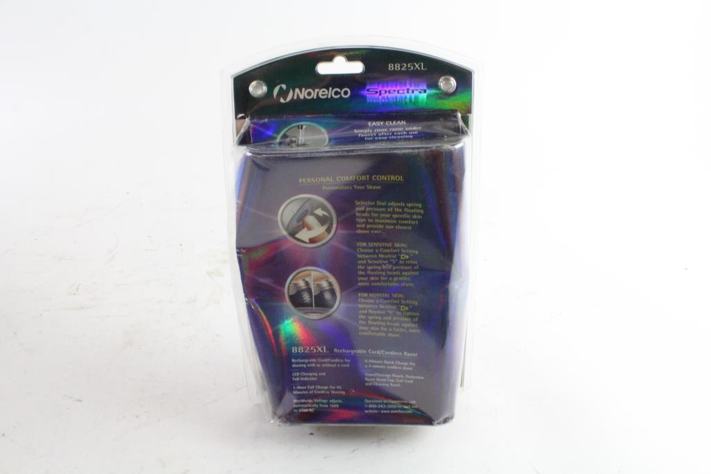 Philips Norelco Spectra Electric Razor | Property Room