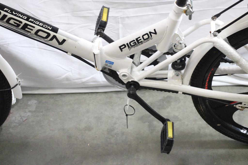 Pigeon Bike | Property Room