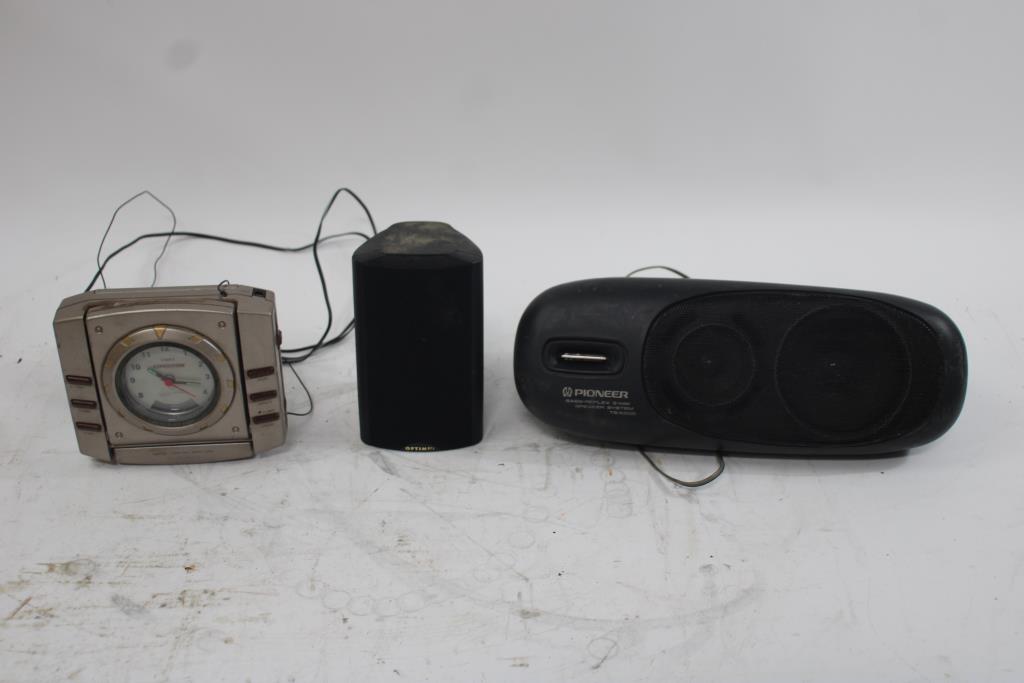 Pioneer Speakers, Optimus Speakers, Sony CD Player, And More 5+ Pieces ...