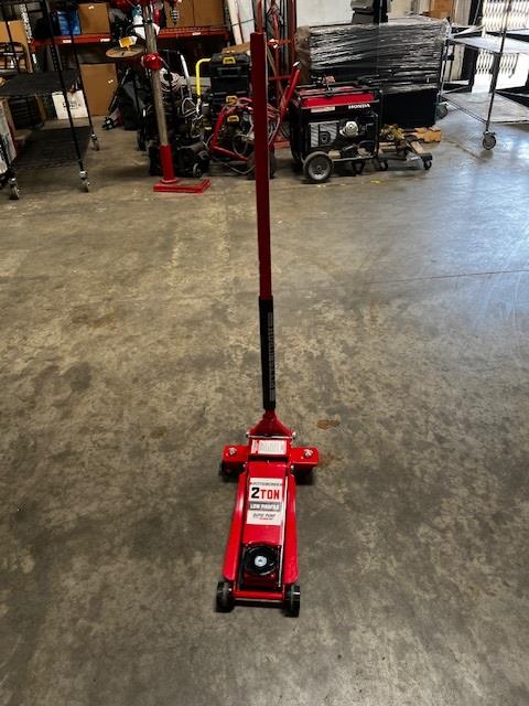 Pittsburgh 2 Ton Jack Tool | Property Room
