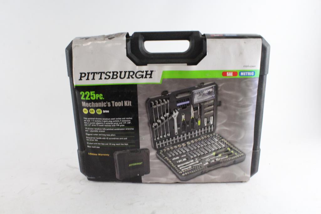 Pittsburgh 225pc. Mechanic's Tool Kit | Property Room
