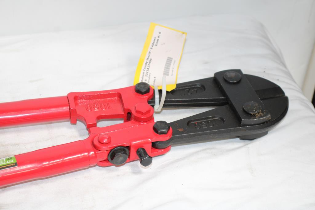 Pittsburgh 42 Inch Bolt Cutters | Property Room