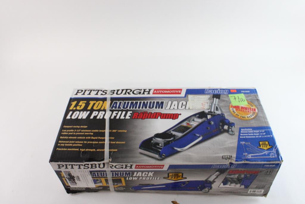 Pittsburgh Automotive 1.5 Ton Jack | Property Room