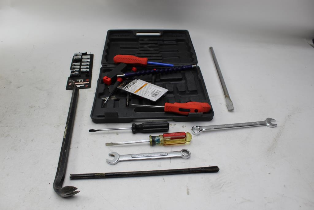 Pittsburgh, Craftsman, And More - Hand Tool Lot 25+ Pieces | Property Room