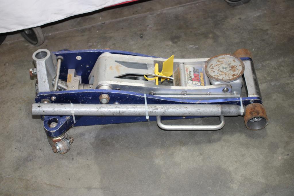 Pittsburgh Racing 3 Ton Floor Jack | Property Room