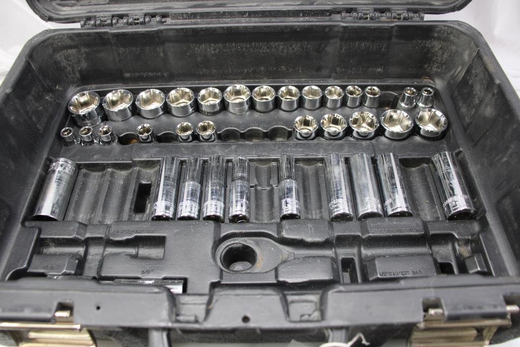 Pittsburgh Wrenches And Sockets Set 20+ Pieces | Property Room