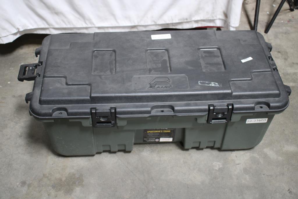 Plano Sportsman's Trunk | Property Room