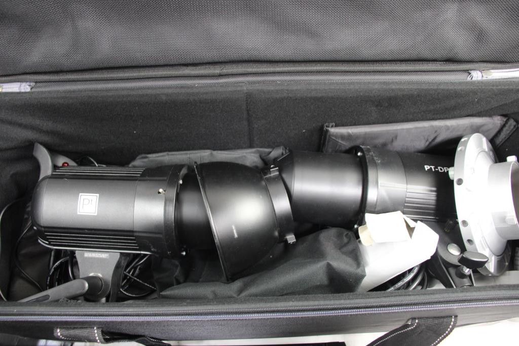 Platinum Pro Studio Flash Kit | Property Room