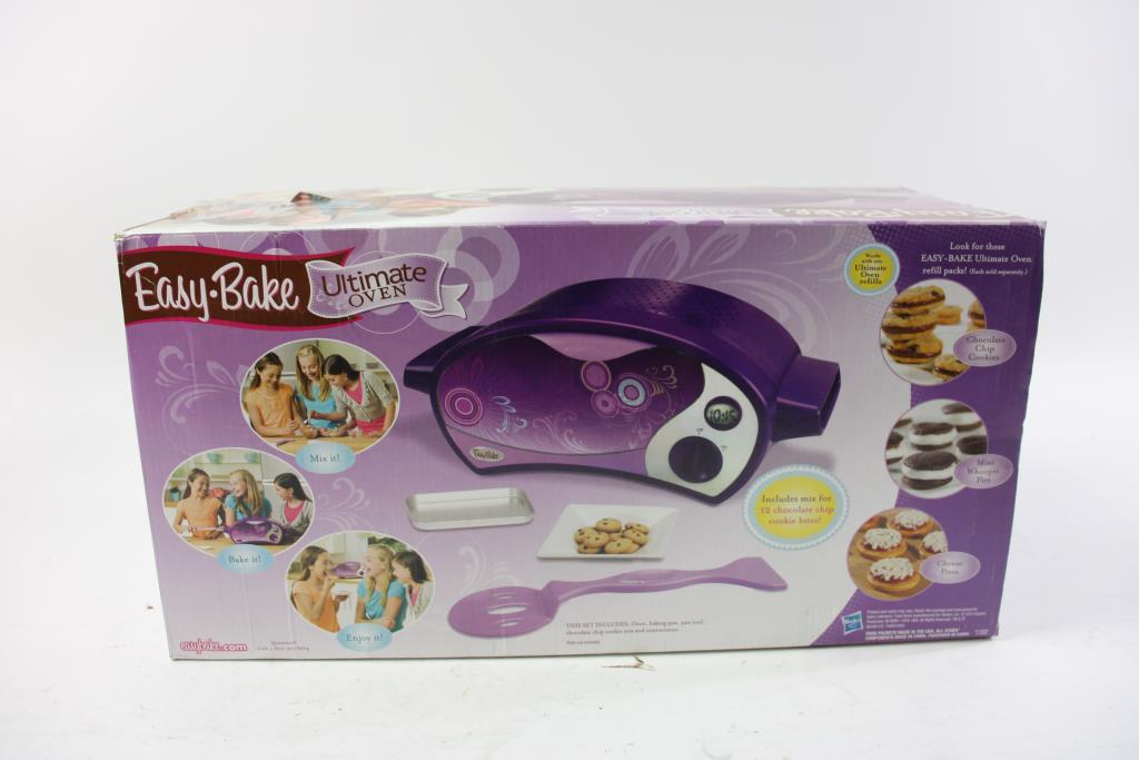 Play-Doh Ice Cream Sundae Cart, Lil Ocean Explorer's Dunk 'n' Juggle ...