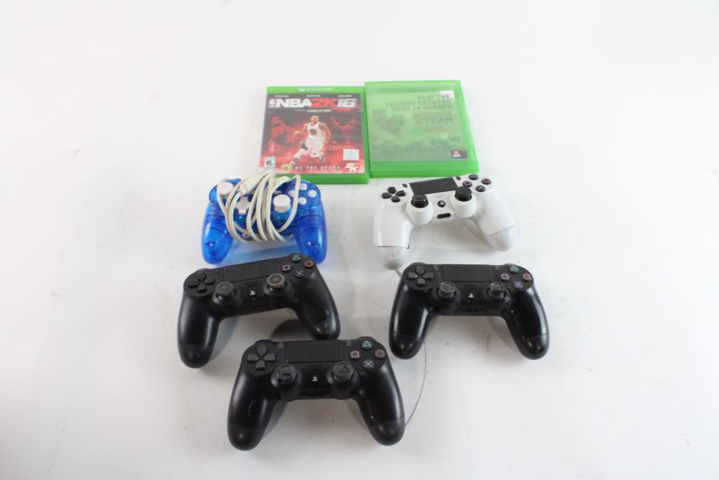 Playstation 4 Controllers, Xbox One Games, 4+ Pieces | Property Room