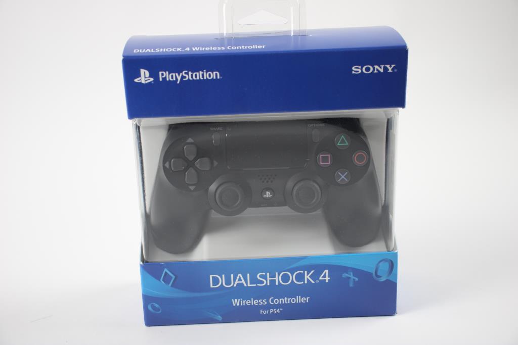 Playstation 4 Dual Shock 4 Jet Black Wireless Controller | Property Room