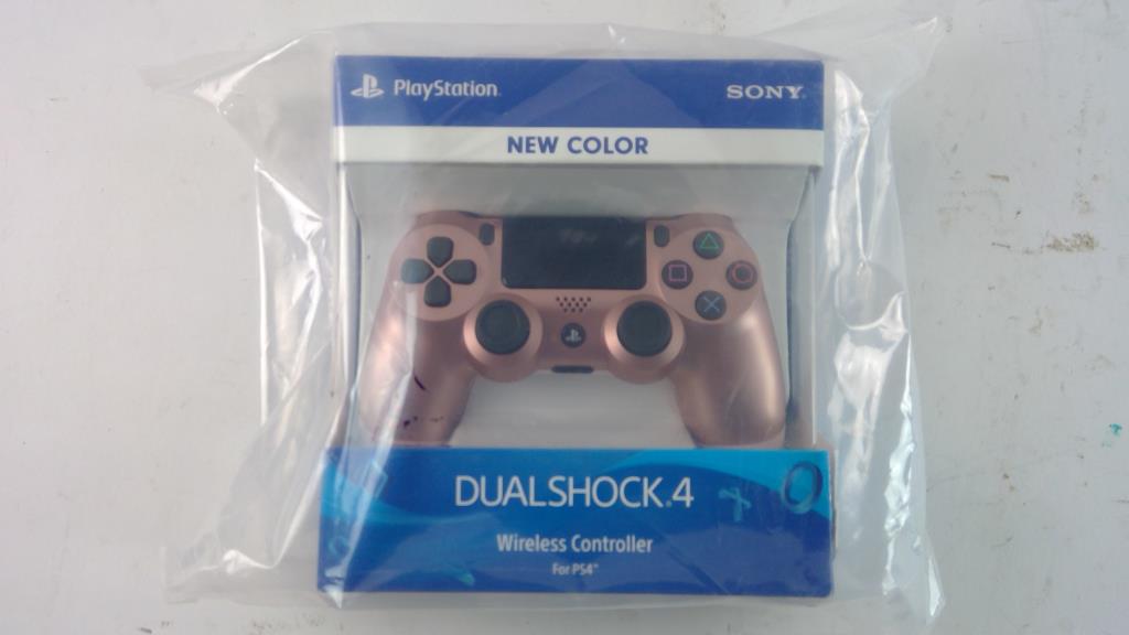 Playstation 4 Dualshock 4 Controller | Property Room
