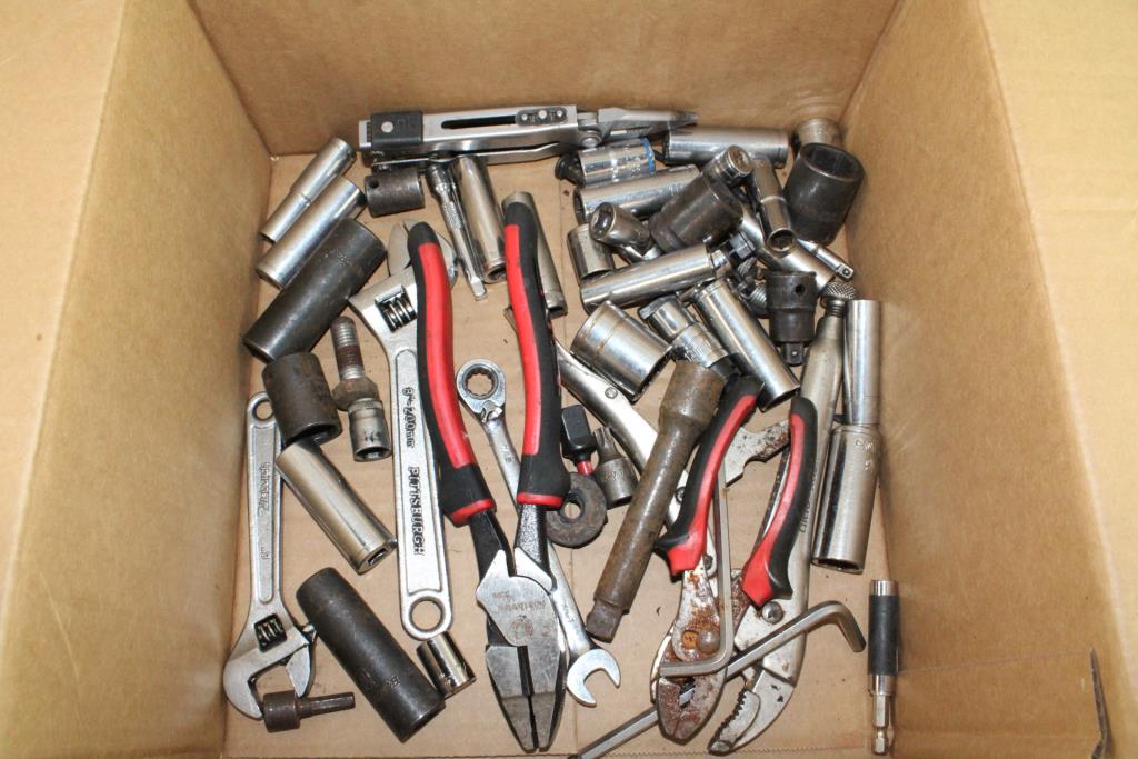 Pliers, Wrenches & Other Hand Tools, 15+ Pieces | Property Room