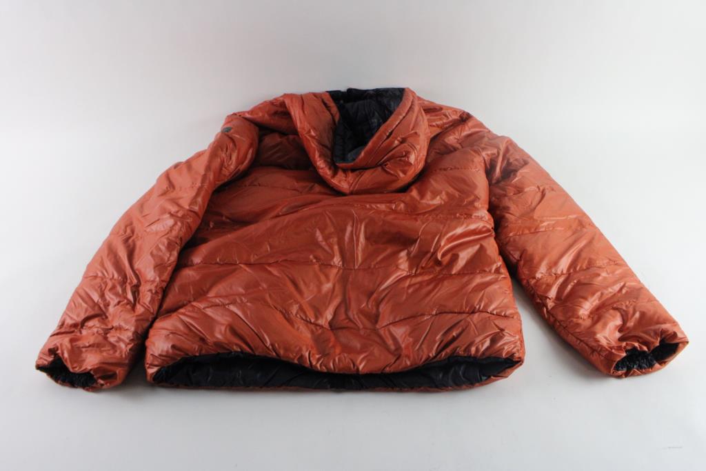 Point Zero Hooded Reversible Bomber Jacket, Size Large | Property Room