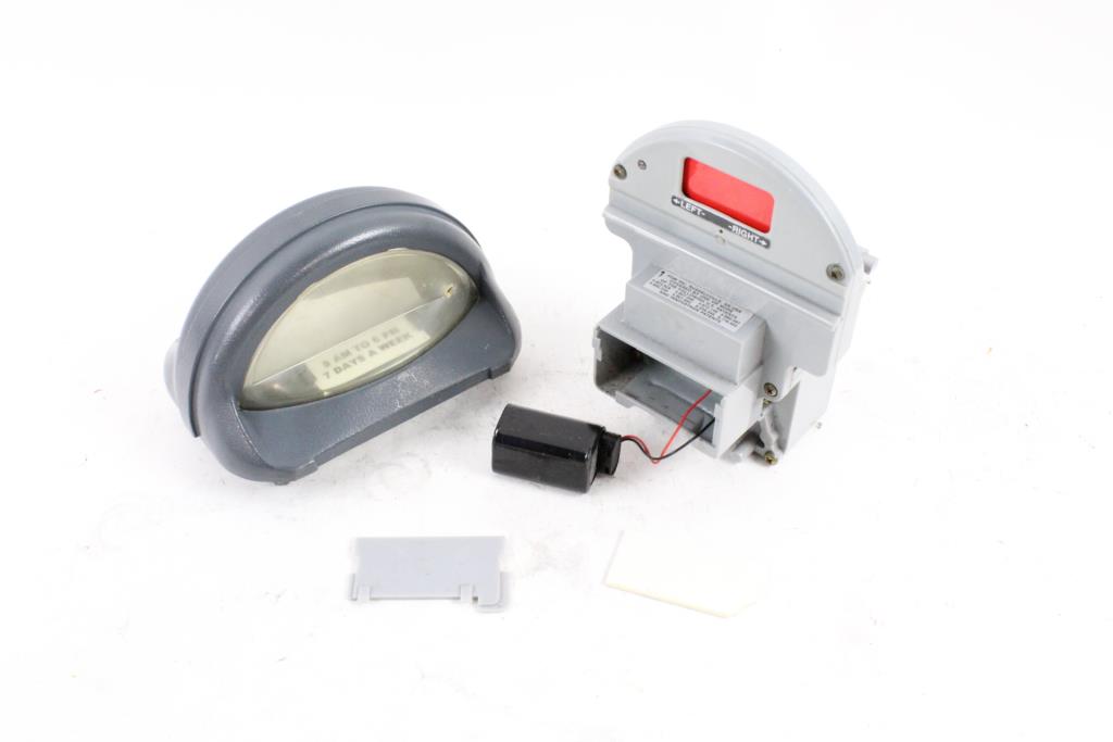 Pom Inc. Parking Meter | Property Room