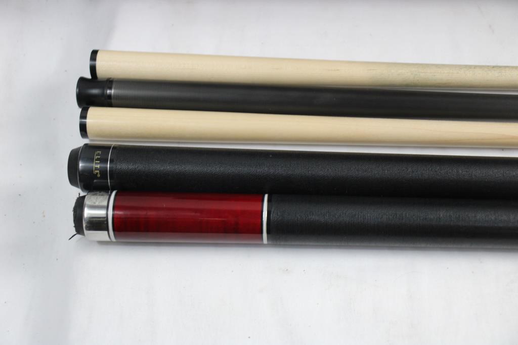 Pool Cues And Cue Tube Carrying | Property Room