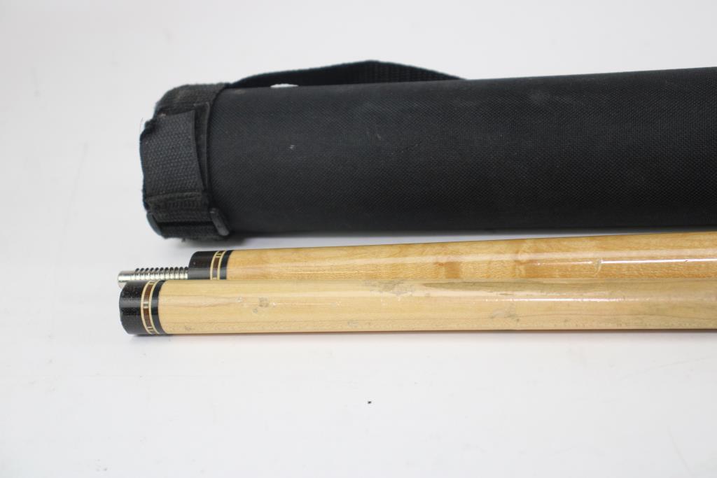 Pool Cues With Case | Property Room