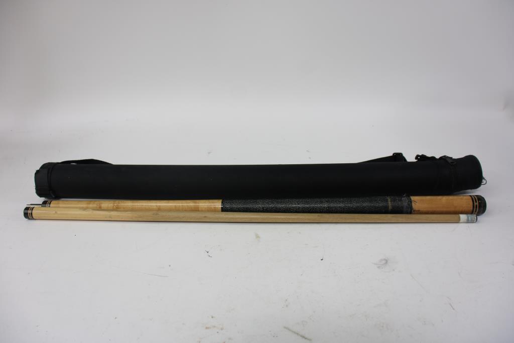 Pool Cues With Case | Property Room