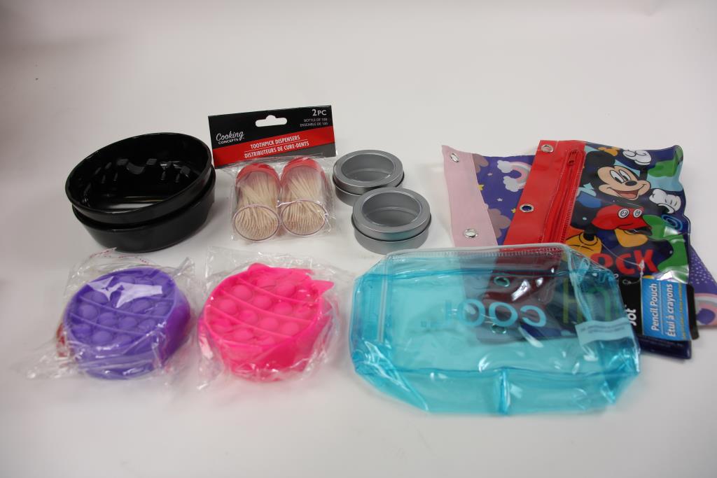 Pop It Pouch, Jot Scissors, Stylus Pen And More, 10+pieces | Property Room