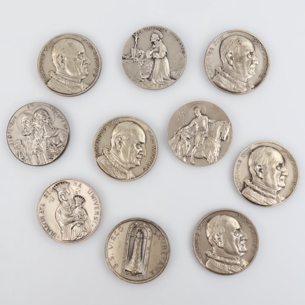 Pope John XXII Medallions, 10 Pieces | Property Room