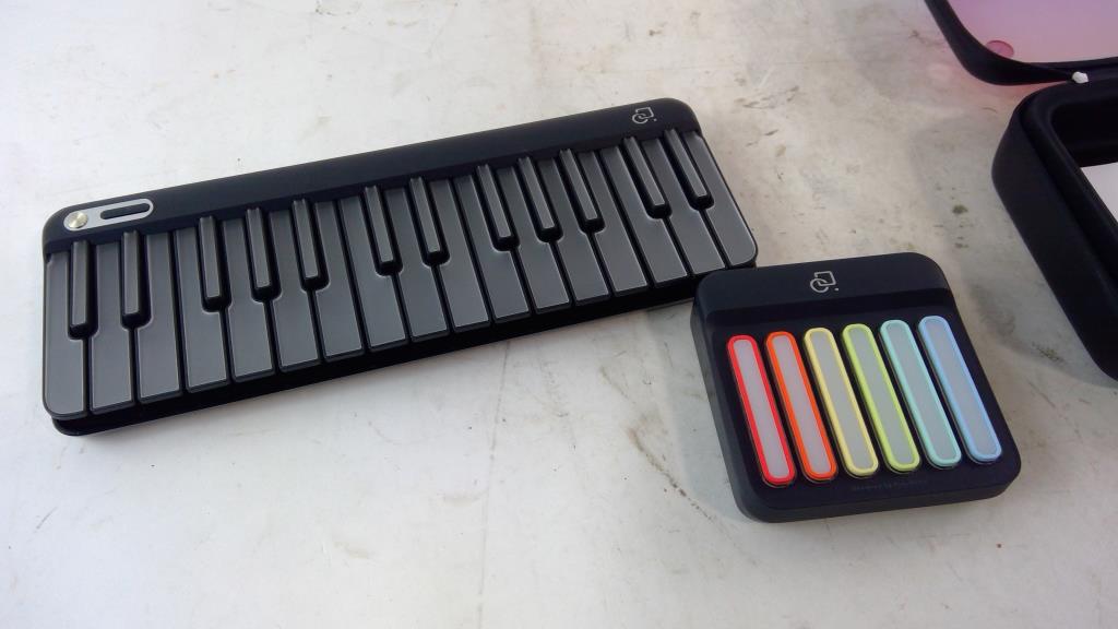 Popu Piano Smart Keyboard | Property Room