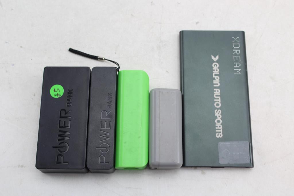 Portable Battery Power Banks: 5 Random Brands | Property Room