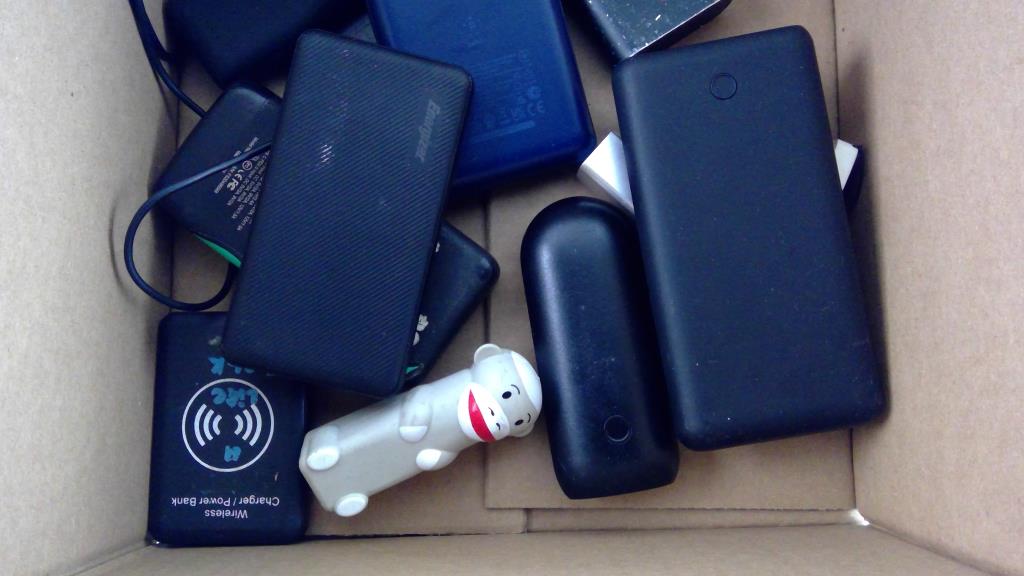 Portable Charger Bulk Lot, 7+ Pieces | Property Room