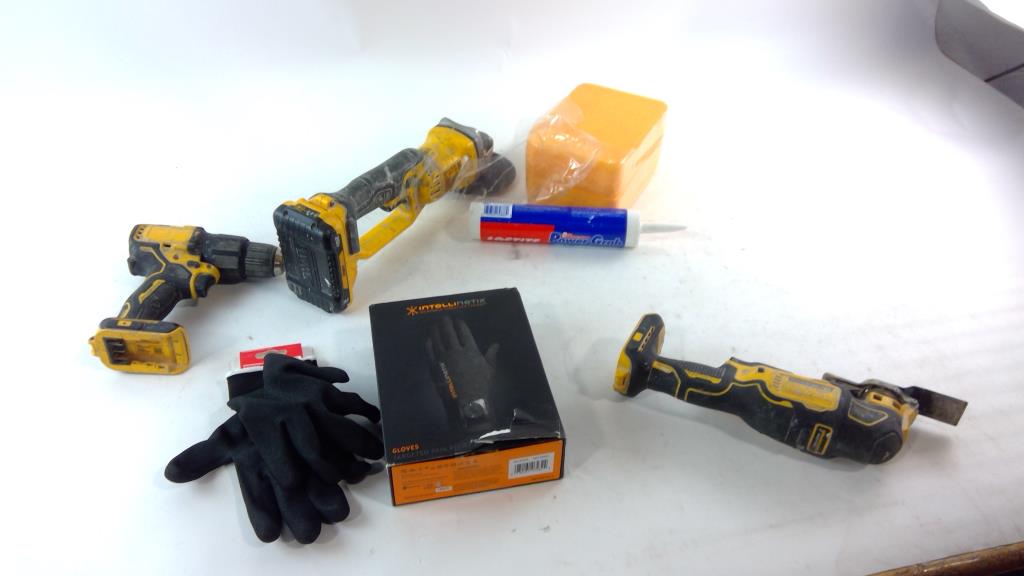 Power Tool Bulk Lot, 4+ Pieces | Property Room