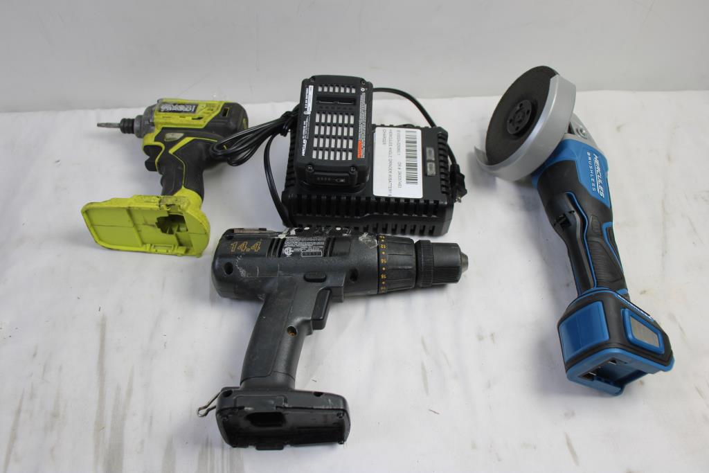 Power Tool Bulk Lot, 6 Pieces | Property Room