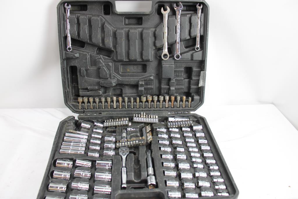 Power Torque Ratchet And Bit Set | Property Room