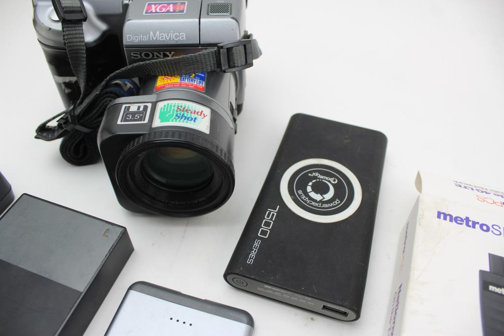 Powerbanks, Sony Digital Mavica Camera, Metro Smart Ride Device: 5 ...