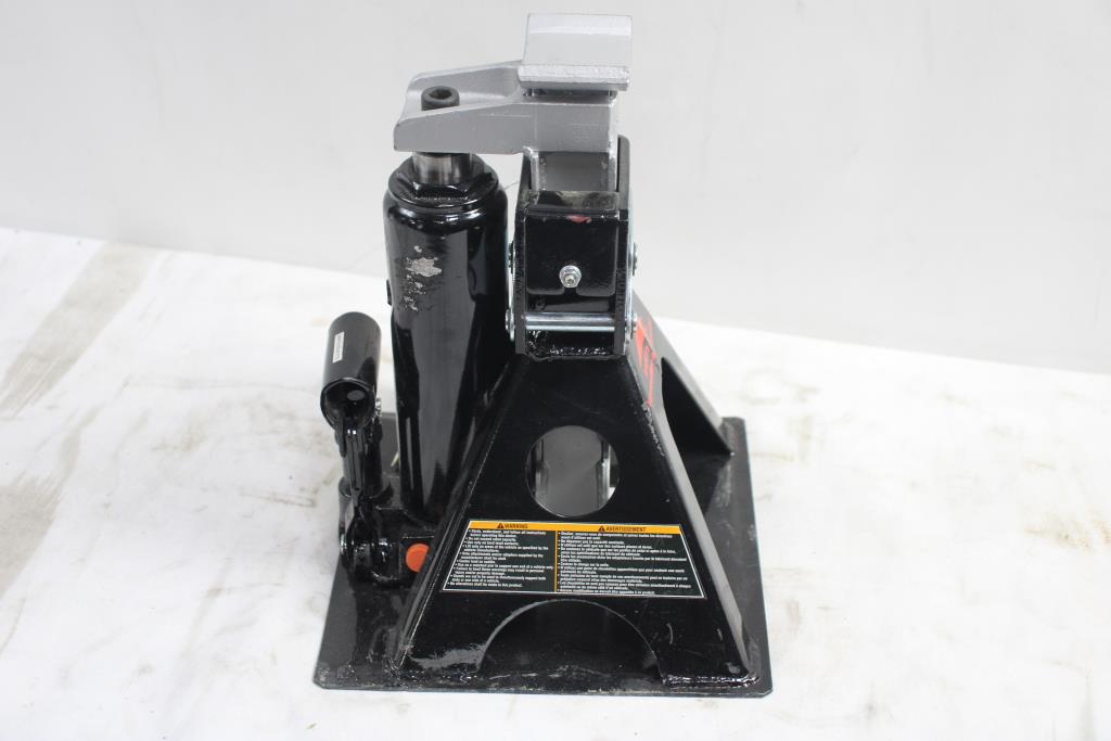 Powerbuilt 3 Ton. Truck Lift Jack | Property Room