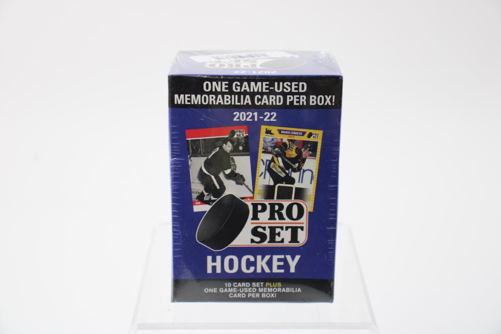 Pro Set Hockey 2021-2022 10 Card Set | Property Room