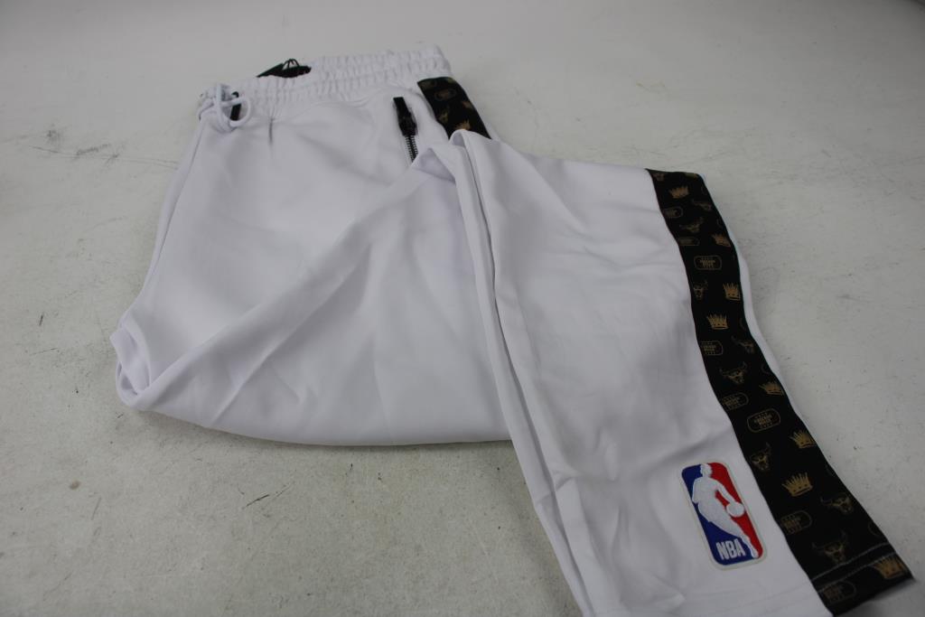 Pro Standard NBA, Bull Dogs, Pants Set, Size L 2 Pieces | Property Room