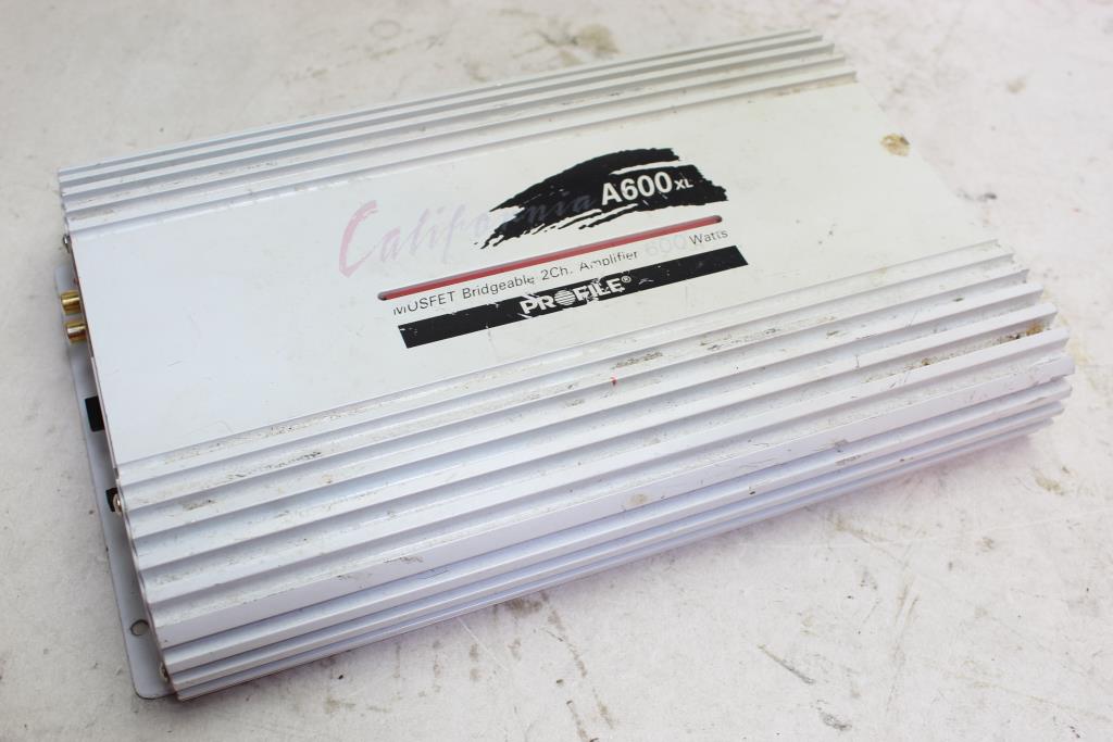 Profile California MOSFET Bridgeable Amplifier | Property Room