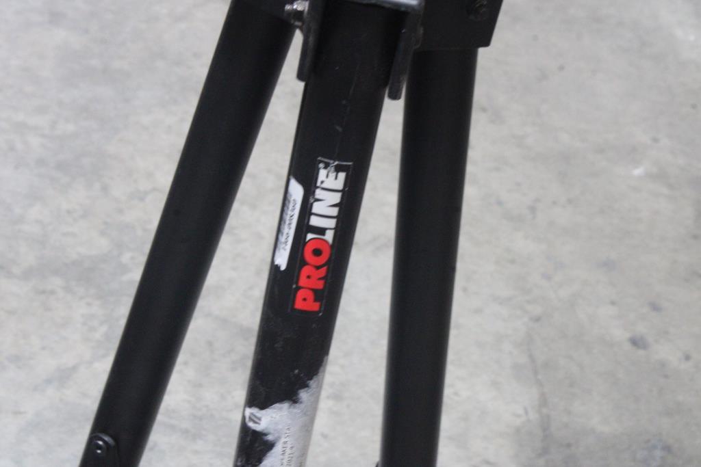 Proline Light Weight Adjustable Speaker Stand | Property Room