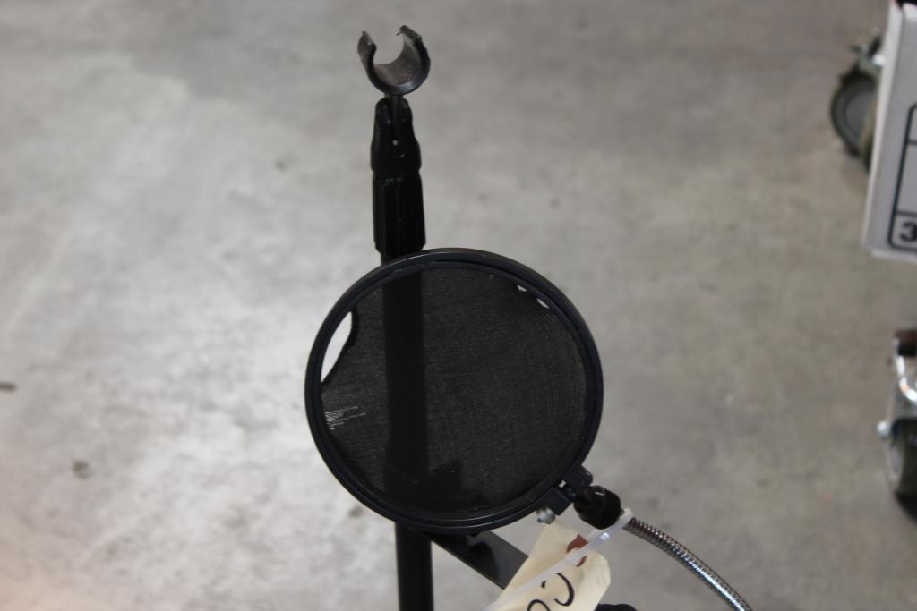 ProLine Microphone Stand With Pop Filter | Property Room