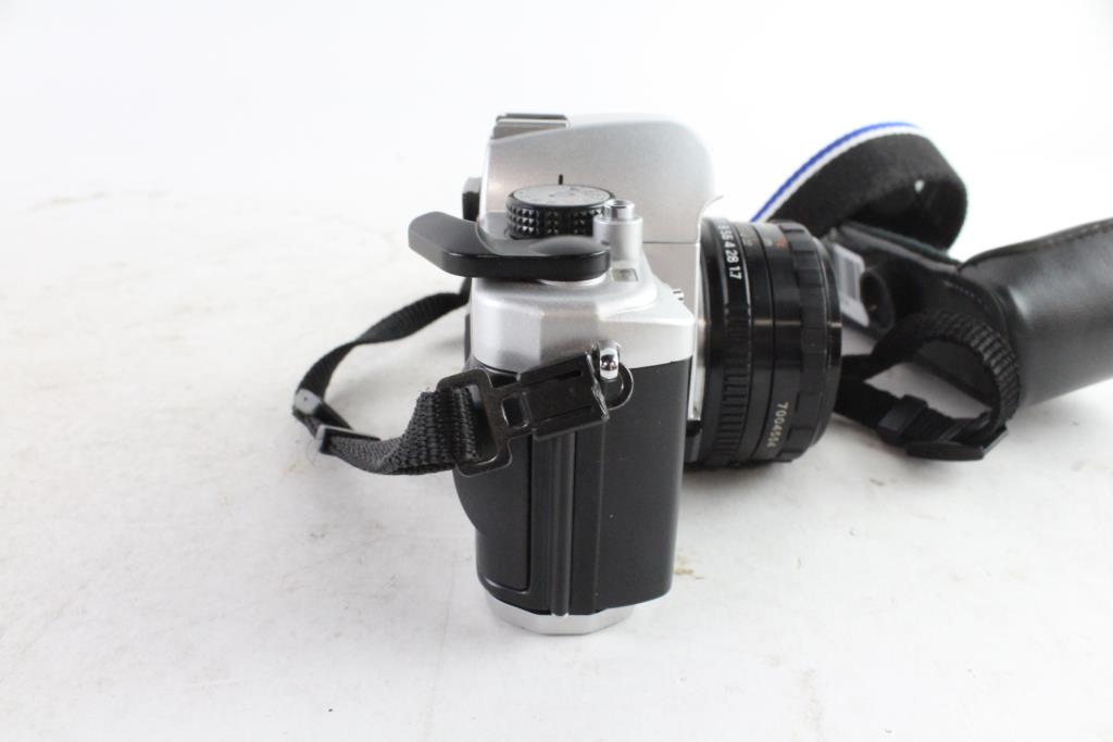 Promaster 2500PK Super 35mm SLR Camera | Property Room