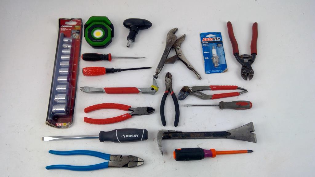 Pry Bar, Spatk Plug, And More | Property Room