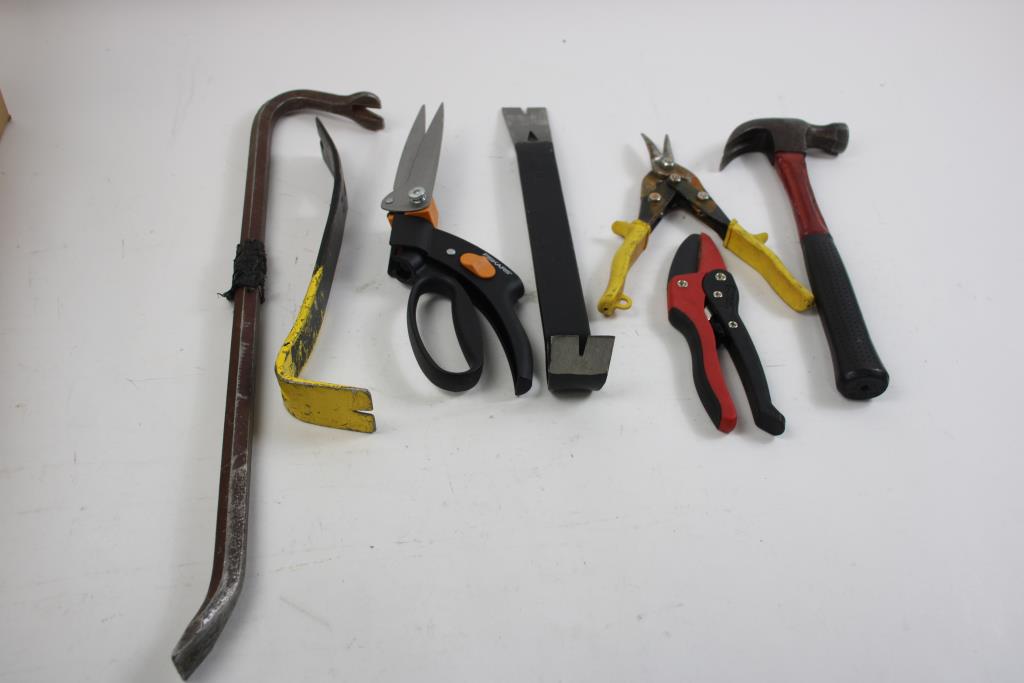 Pry Bars, Hammers And More 10+ Pieces | Property Room
