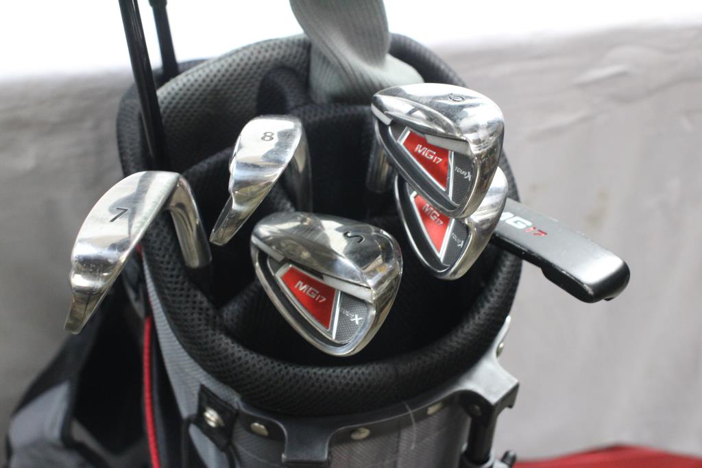 Puetz With Clubs, 11 Pieces | Property Room