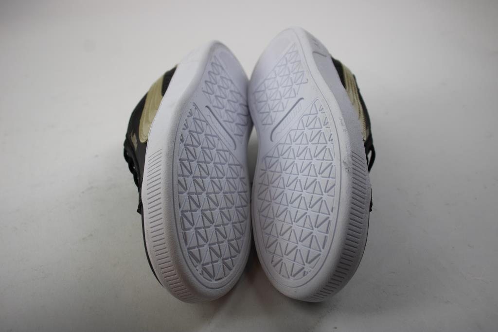 PUMA Junior Sneakers, Size 2C | Property Room